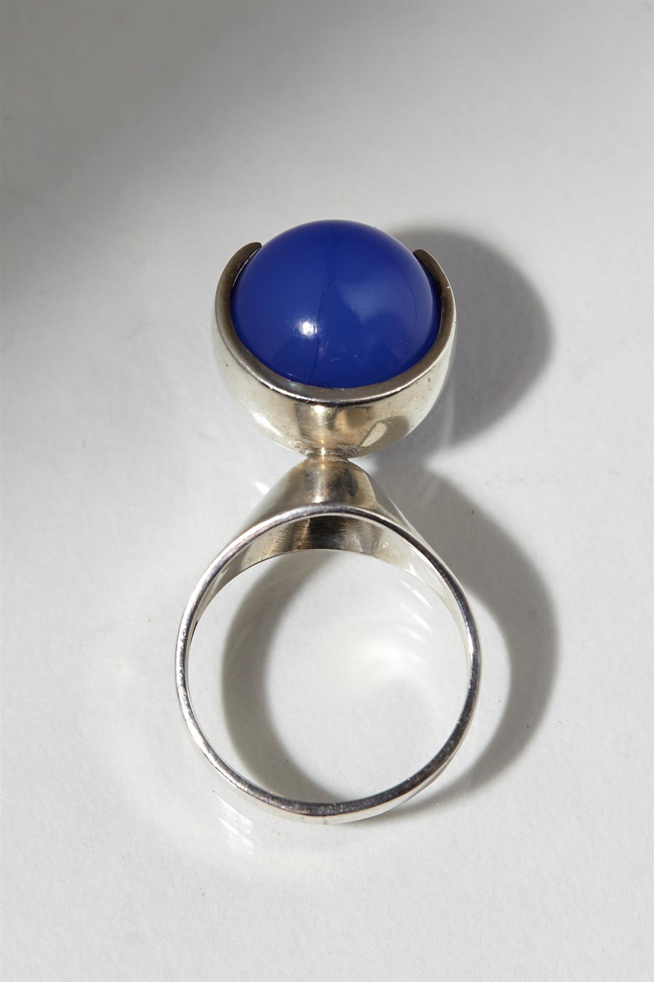 Ring anonymous. Sweden. 1970's. — Modernity