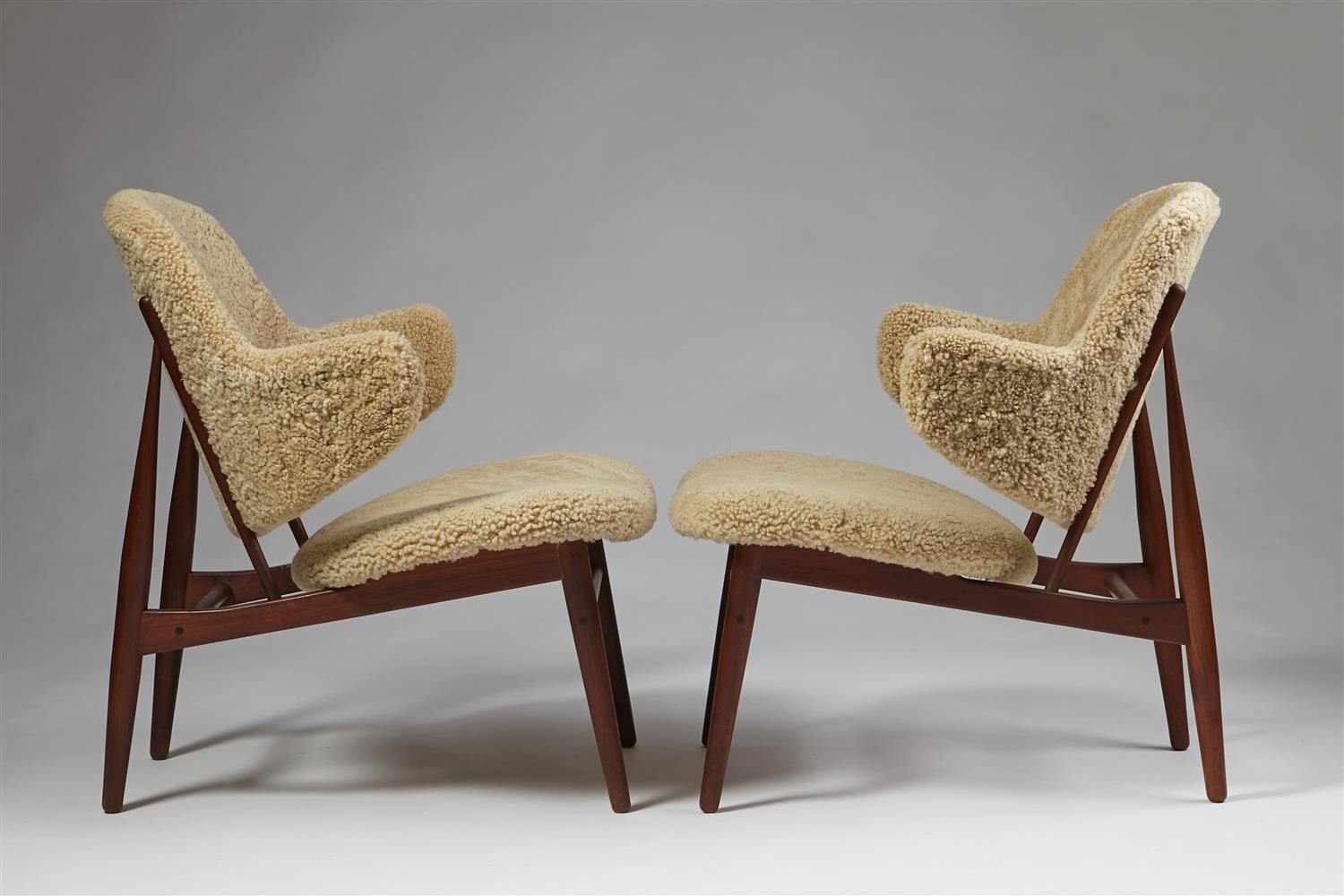 Pair of armchairs designed by Ib Kofoed Larsen, Denmark. 1950's ...