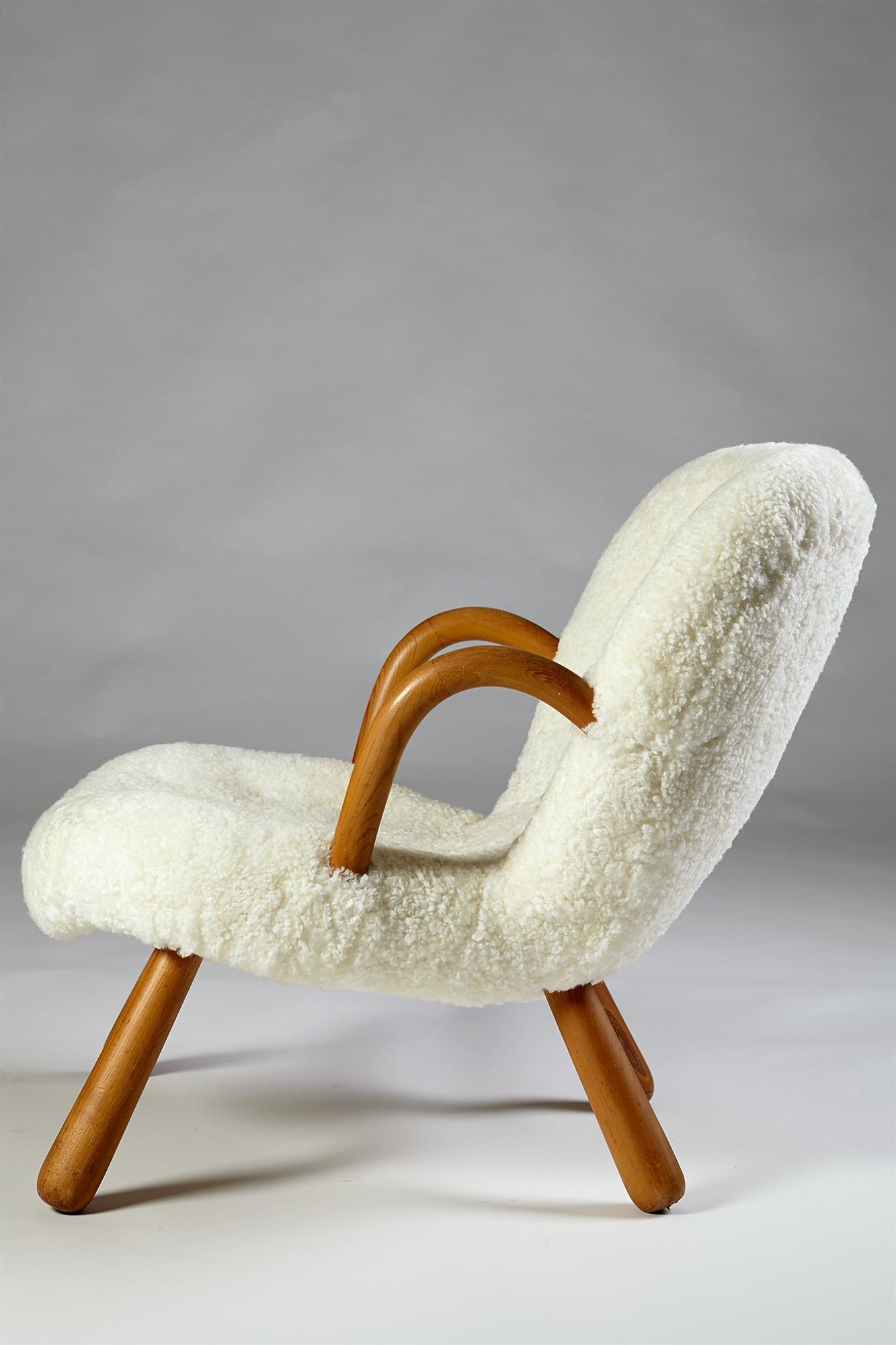 Armchair, designed by Philip Arctander, Denmark. 1950's. — Modernity