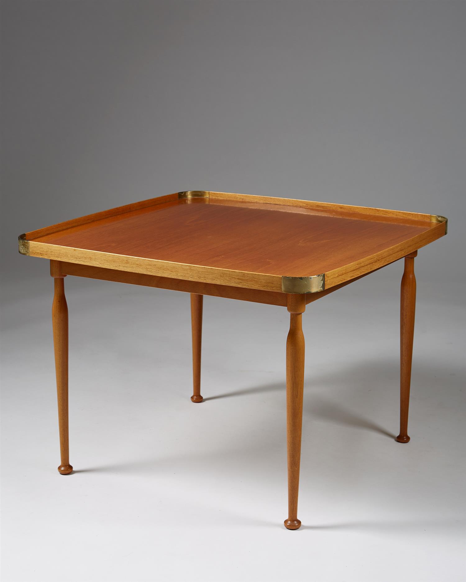 Occasional table designed by Josef Frank for Svenskt Tenn — Modernity