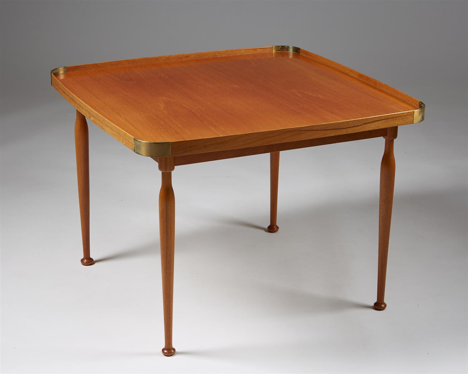 Occasional table designed by Josef Frank for Svenskt Tenn — Modernity