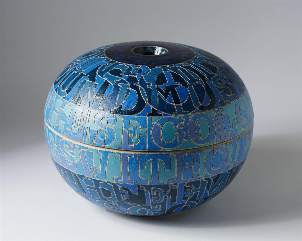 Lidded bowl by Bo Kristiansen, — Modernity