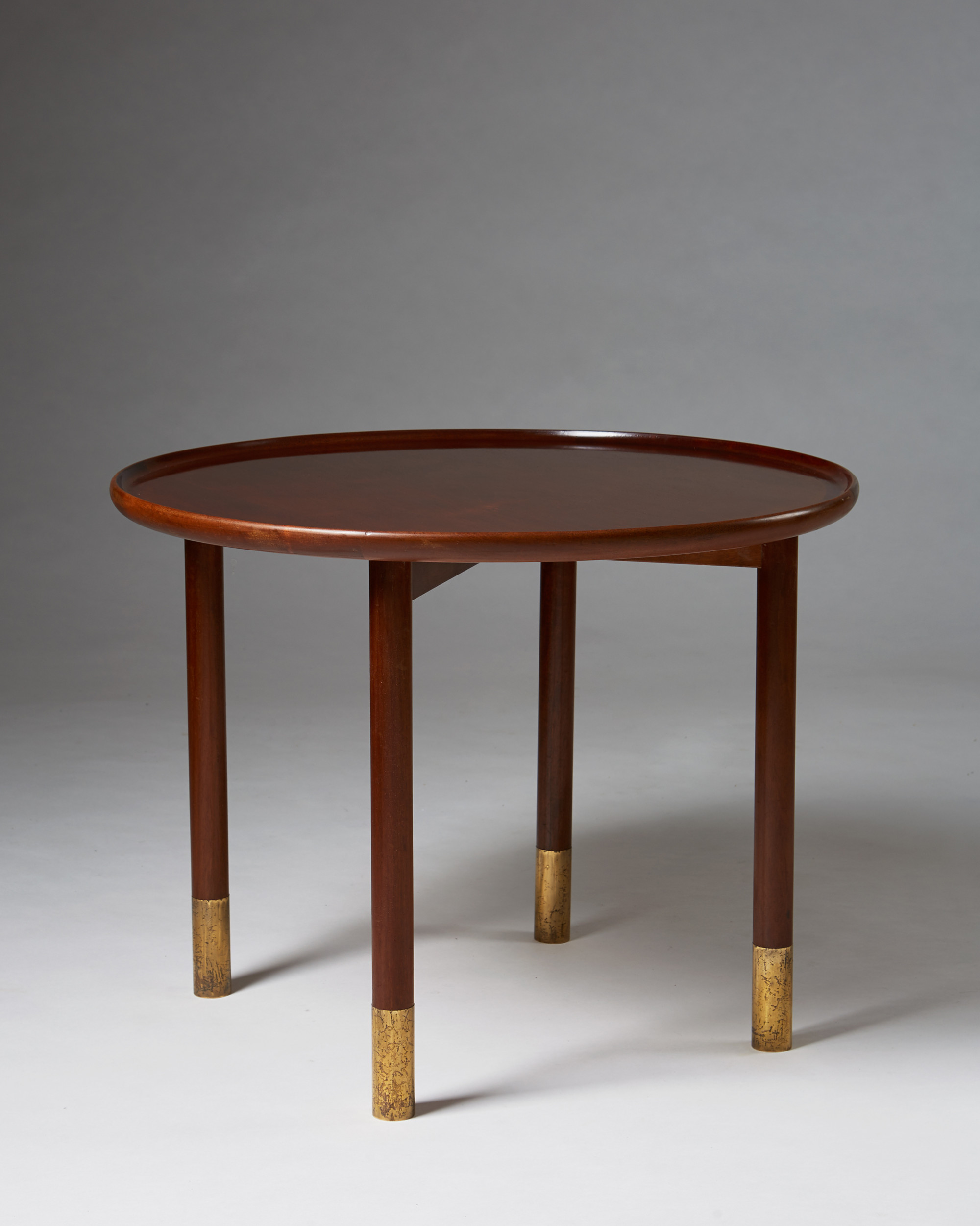 Occasional table attributed to Flemming Lassen, — Modernity