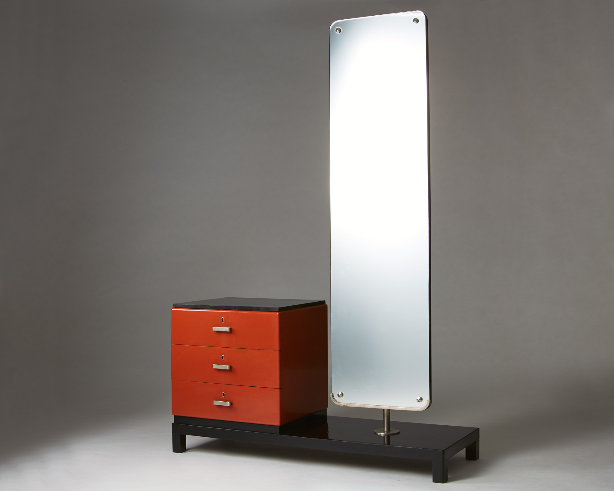 Hall mirror and chest designed by Axel Einar Hjorth for NK, — Modernity