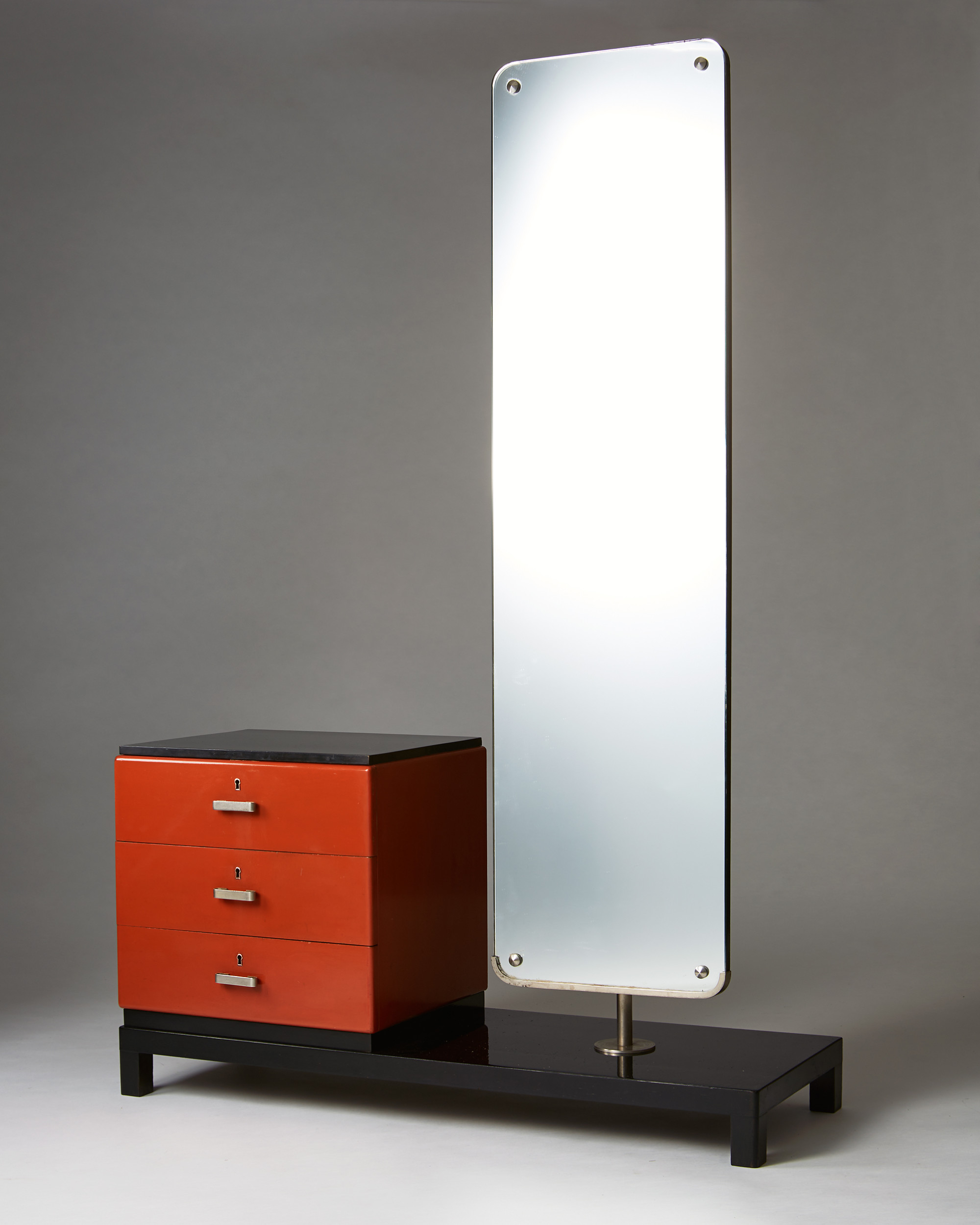 Hall mirror and chest designed by Axel Einar Hjorth for NK, — Modernity