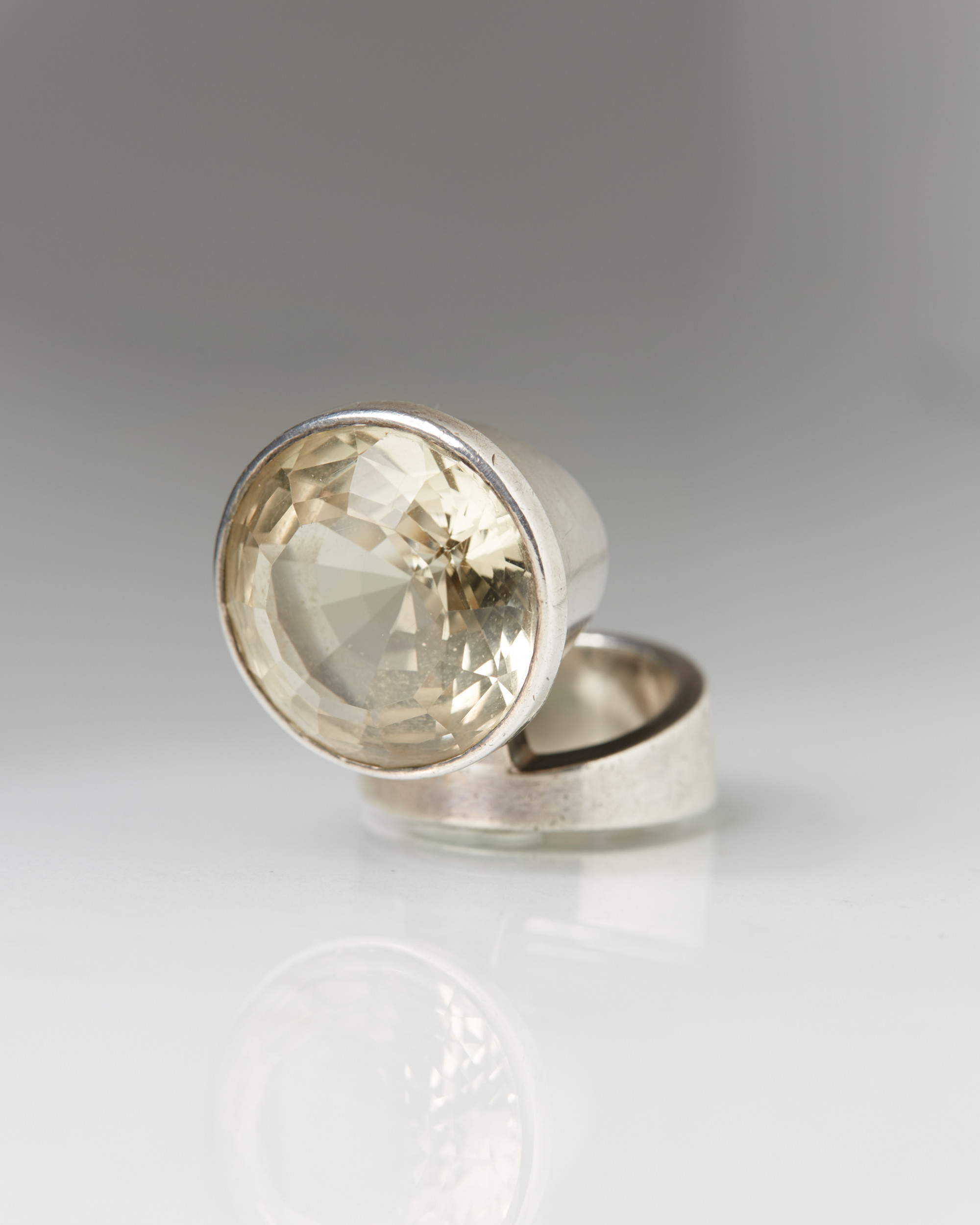 Ring designed by Bohlin, — Modernity