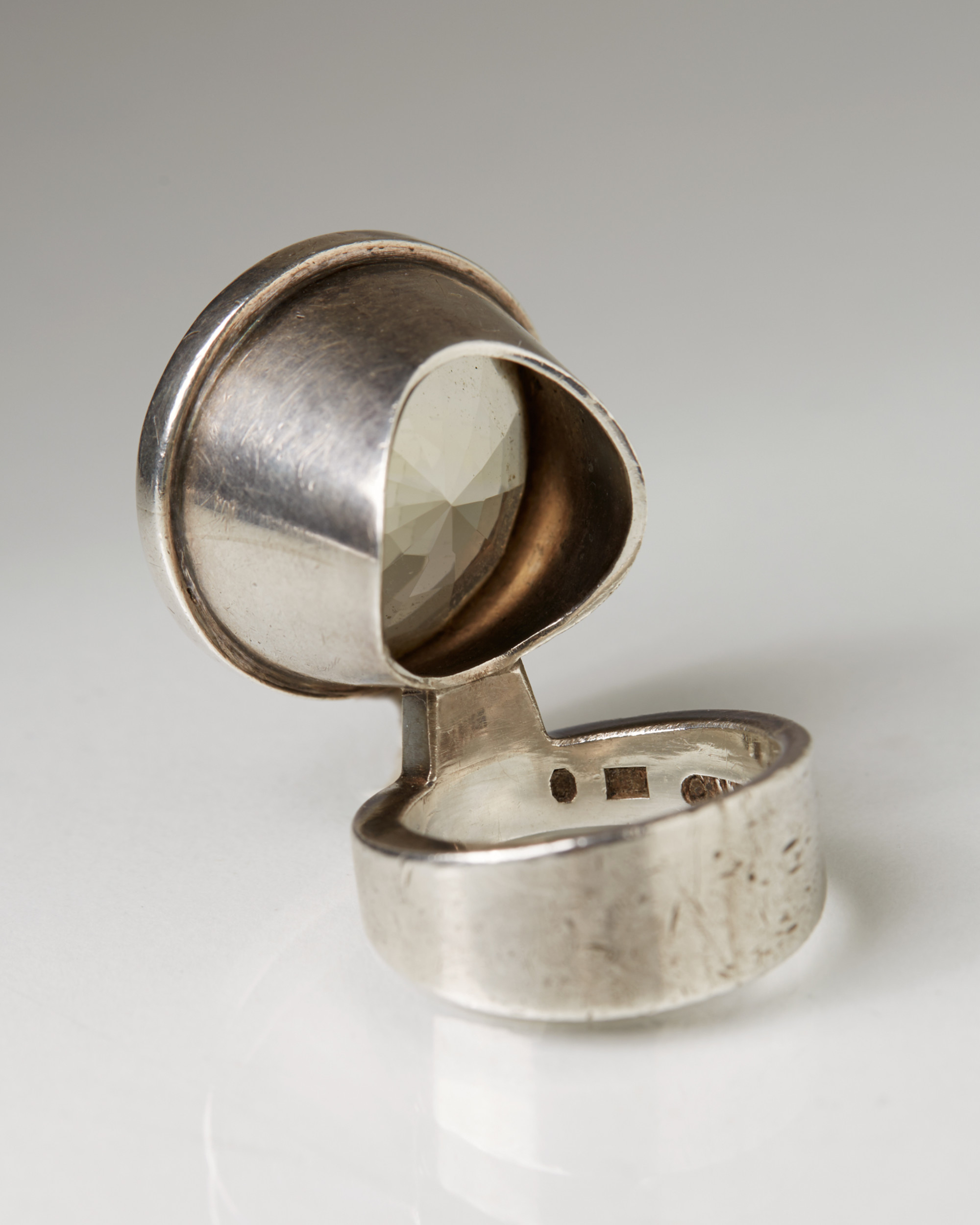Ring designed by Bohlin, — Modernity