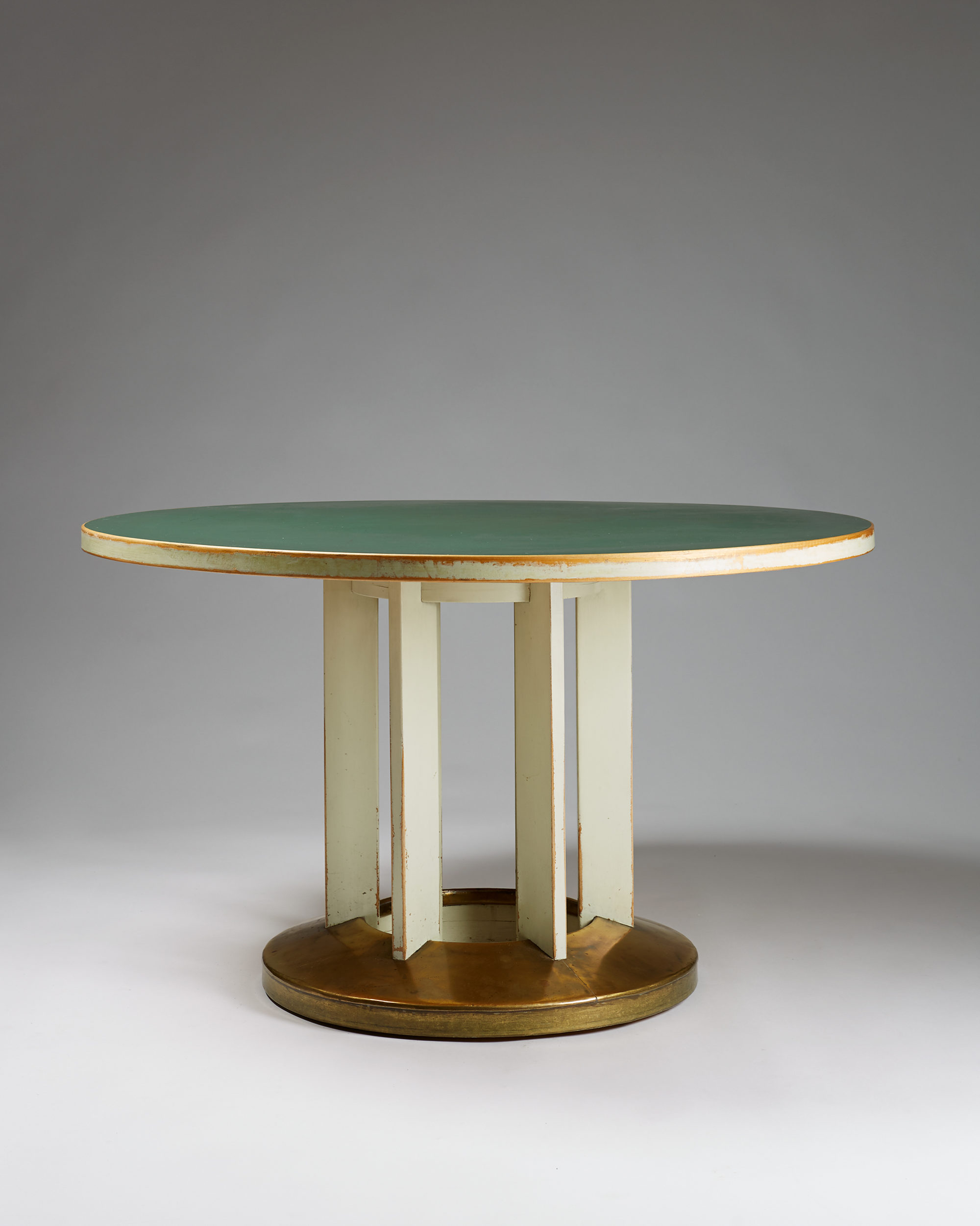 Dining table anonymous, — Modernity