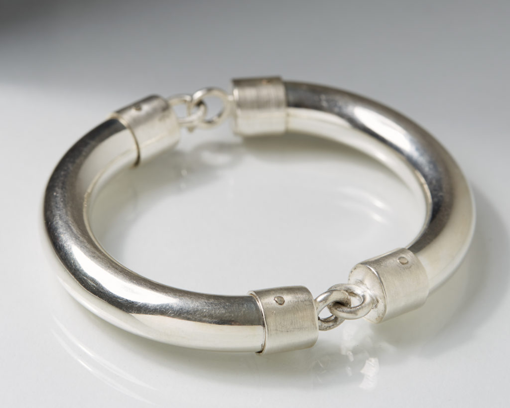 Necklace and bracelet, anonymous, for Relo design Danmark, — Modernity