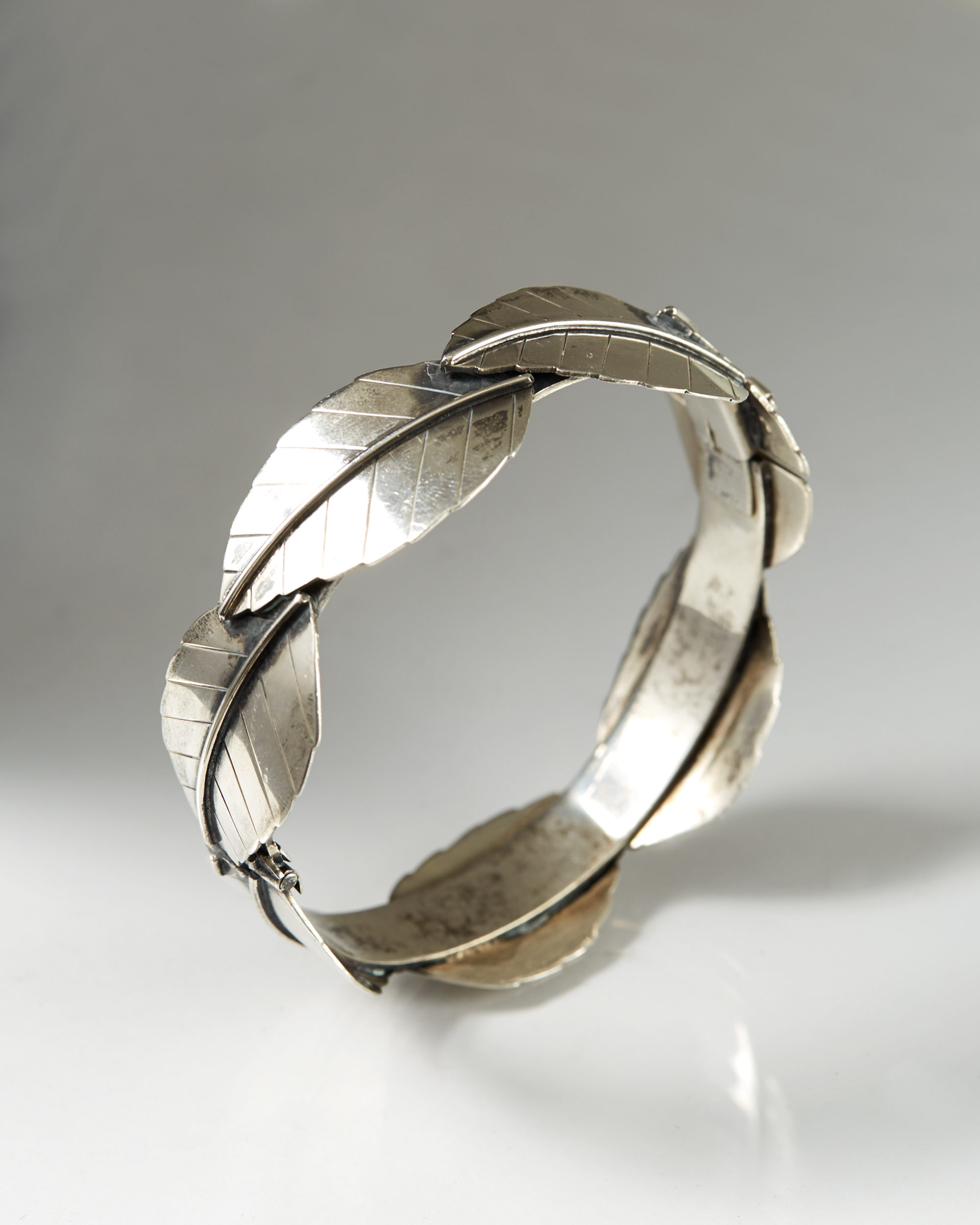 Bracelet designed by Jonas Bohlin, — Modernity